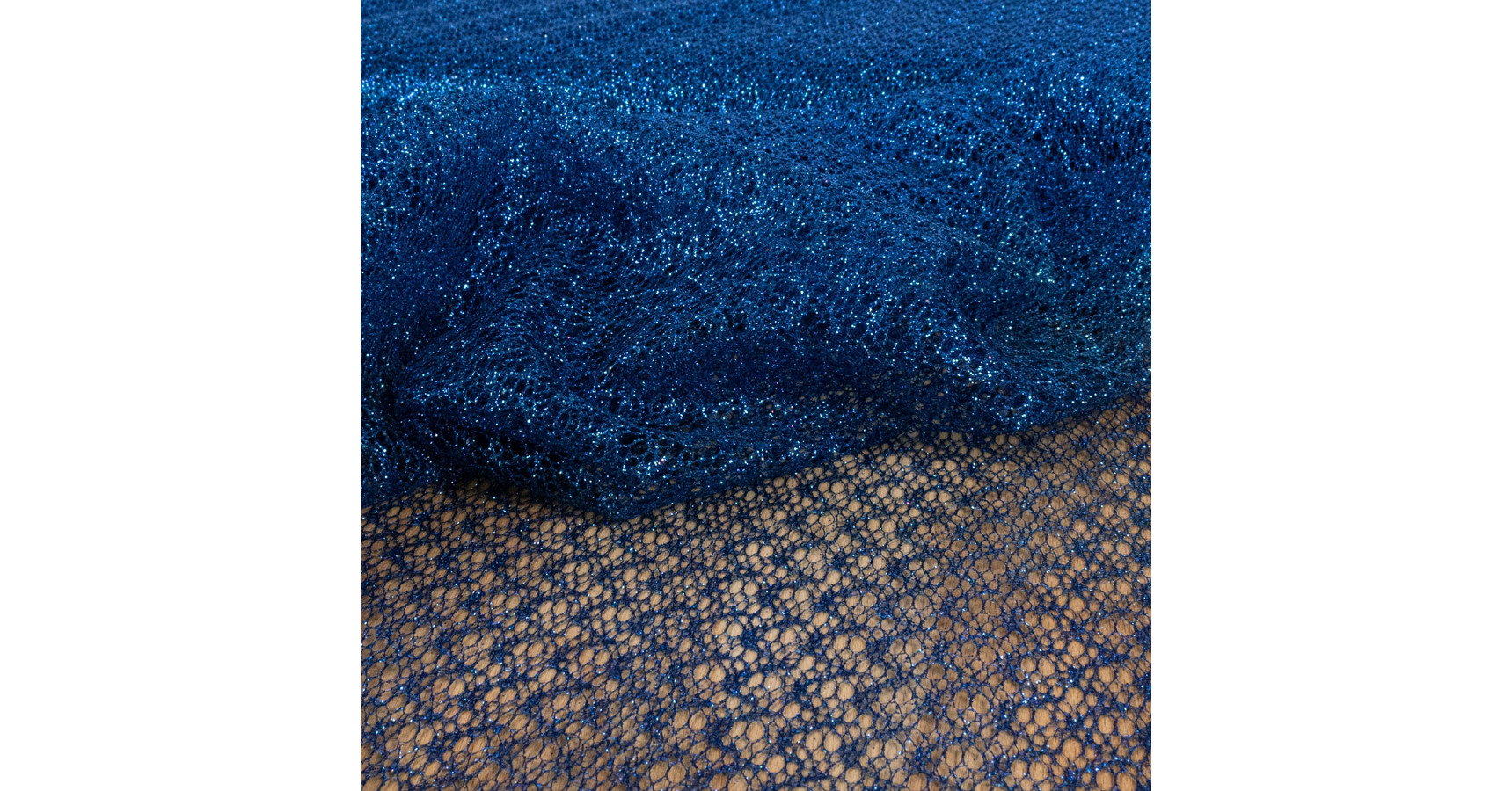 Alkalmi anyag – Királykék glitteres hálós anyag